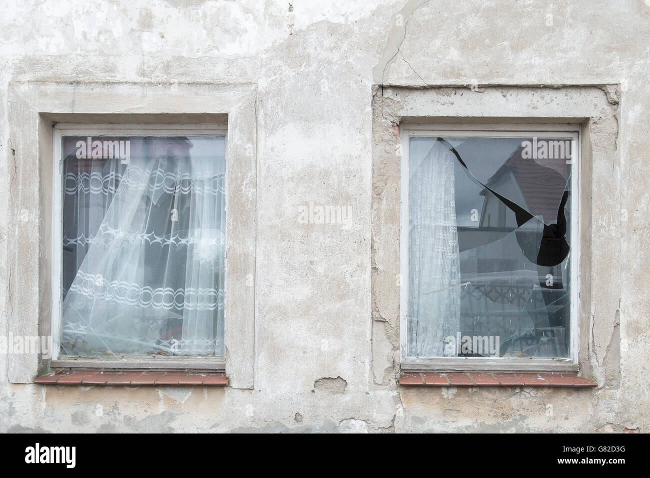 Broken building structure hi-res stock photography and images - Alamy