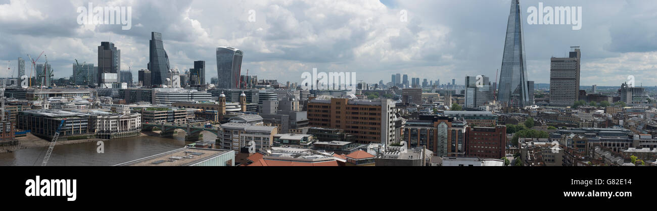 London and City of London panoramic view from Tate Modern Switch House ...