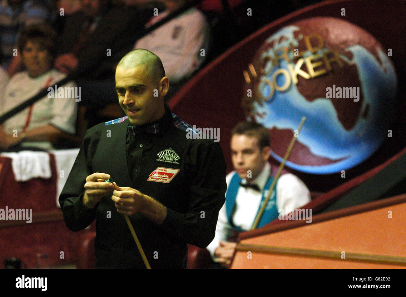 Snooker - Embassy World Championship 2005 - Second Round - Ronnie O ...