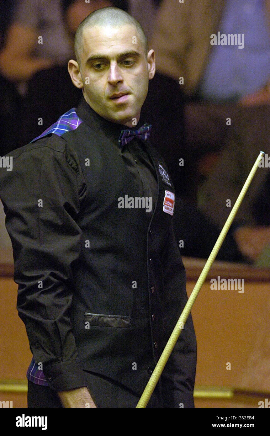 Snooker - Embassy World Championship 2005 - Second Round - Ronnie O ...