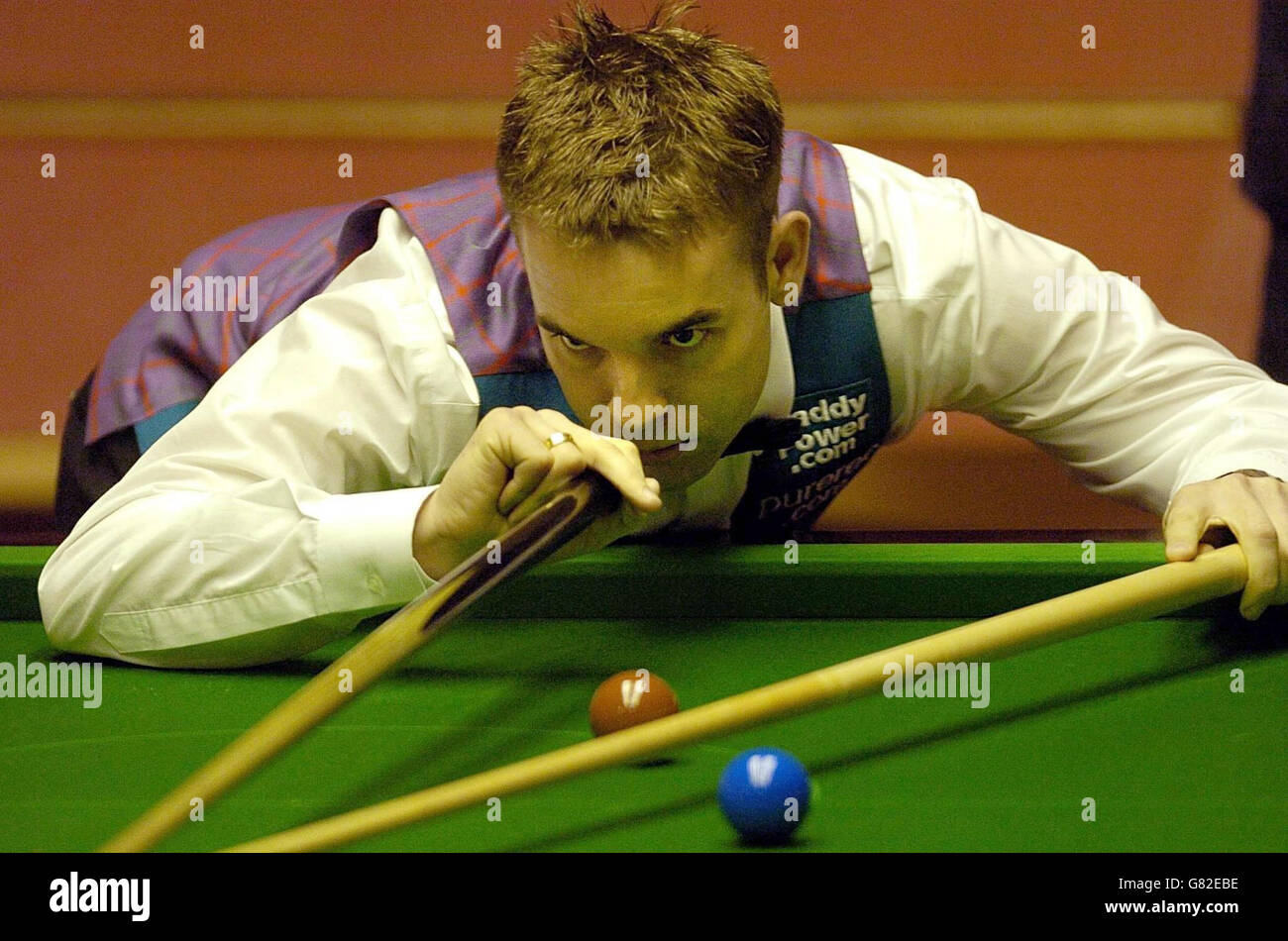 Snooker - Embassy World Championship 2005 - Second Round - Ronnie O ...