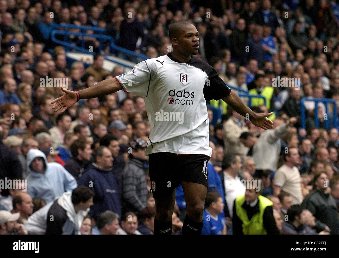 Soccer - FA Barclays Premiership - Chelsea v Fulham - Stamford Bridge ...