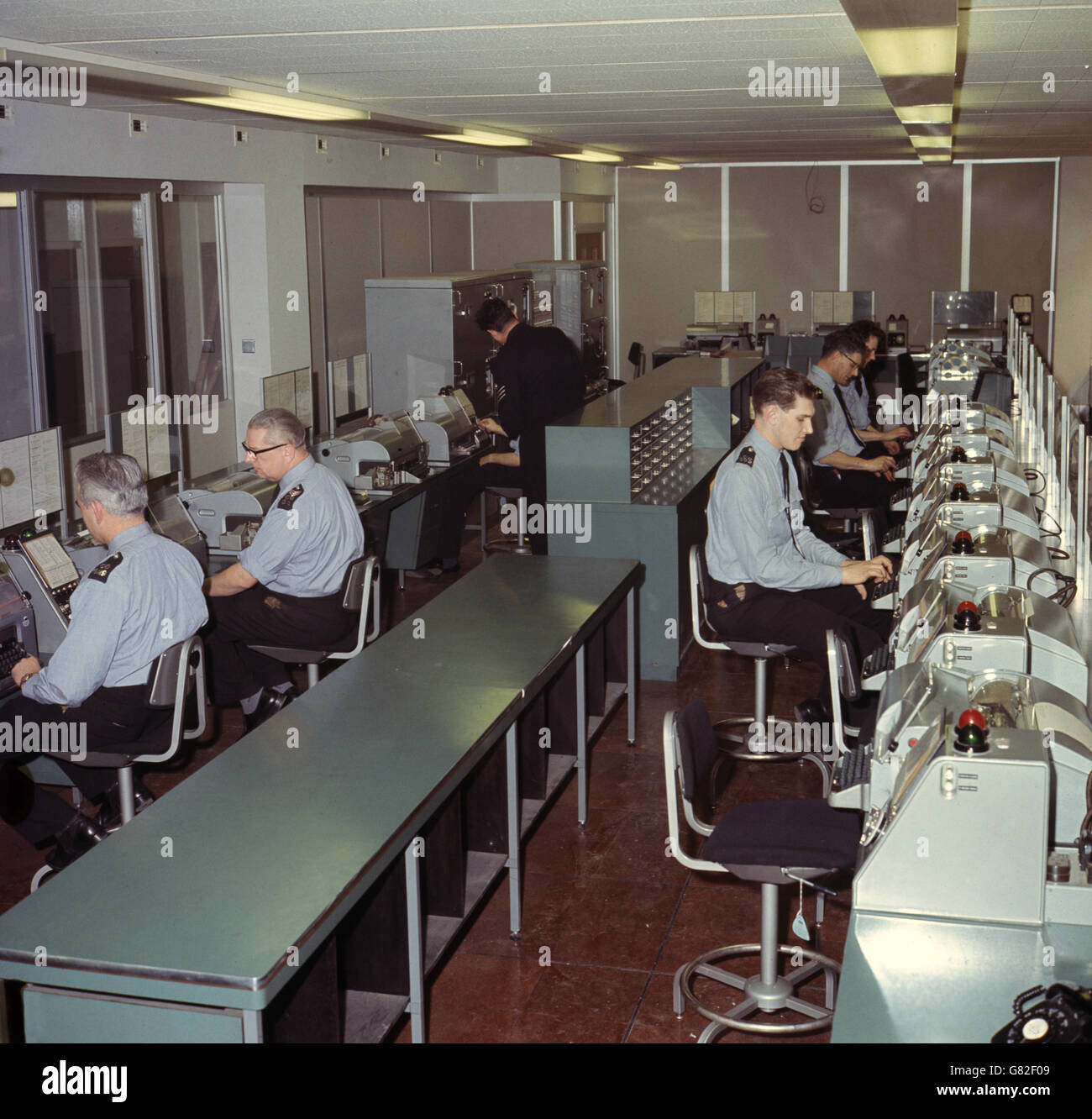 The new headquarters of the Metropolitan Police, New Scotland Yard ...