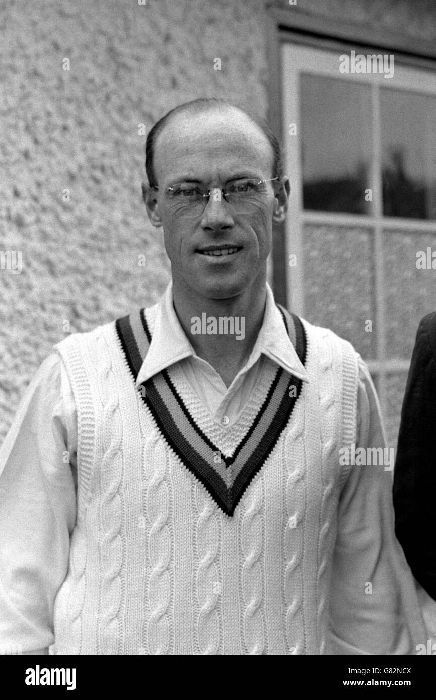 Cricket - County Championship - Kent v Leicestershire - Garrison ...