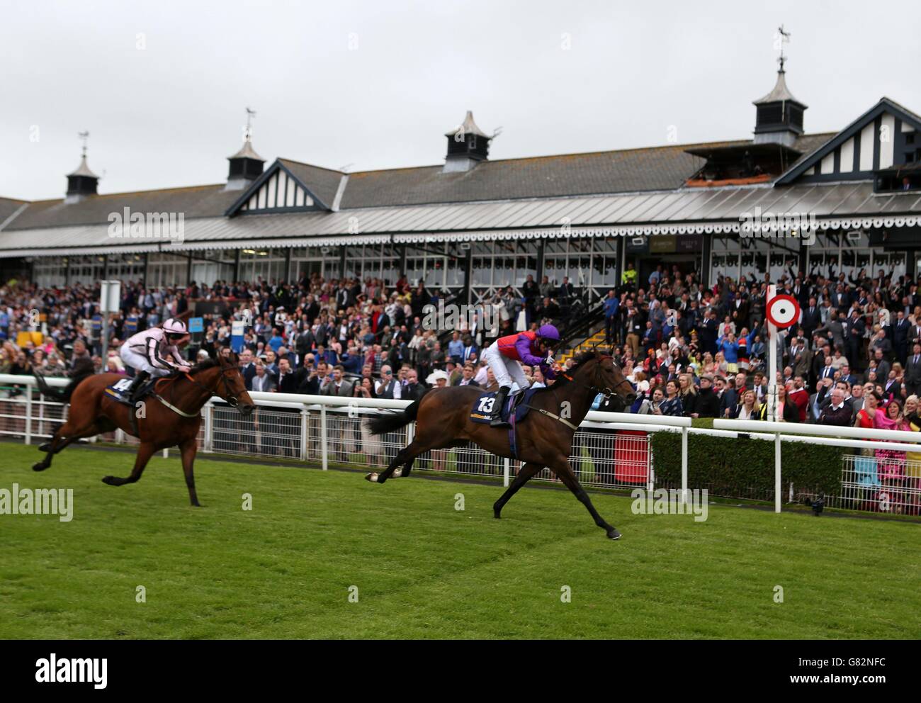 Jockey Neil Farley on Red Baron wins The William Hill Scottish Sprint ...