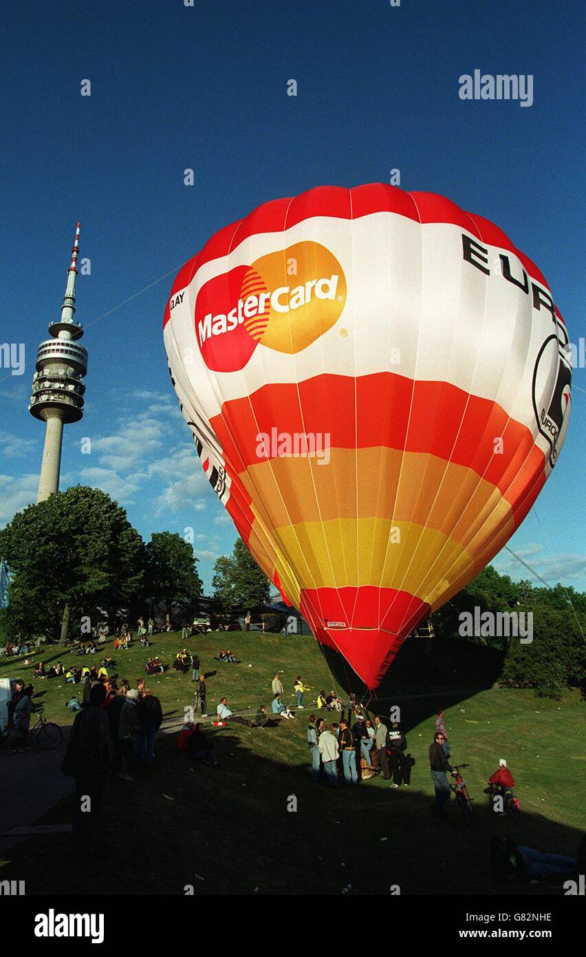 Mastercard balloon hi-res stock photography and images - Alamy