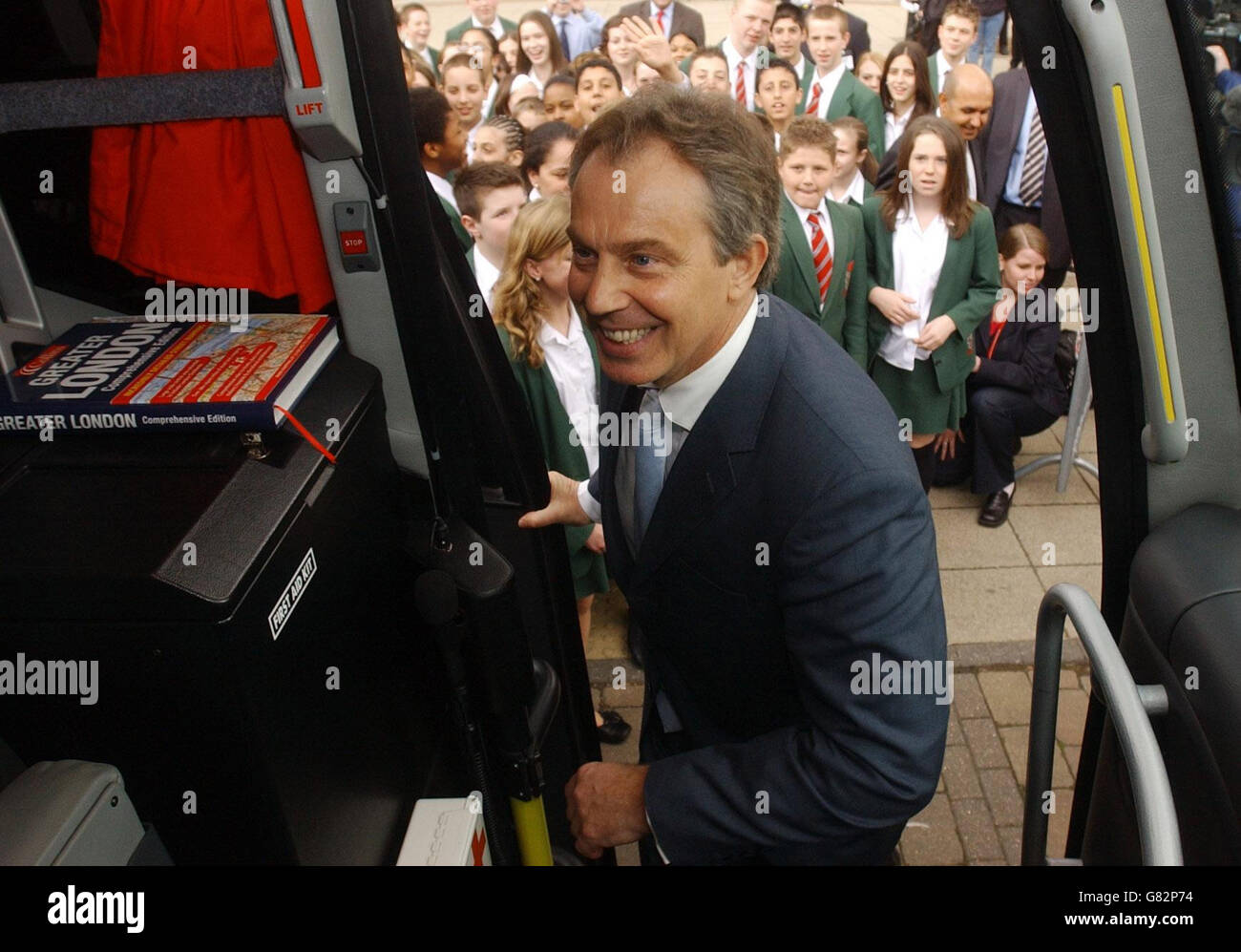 Politics education bus coach leaving hi-res stock photography and ...