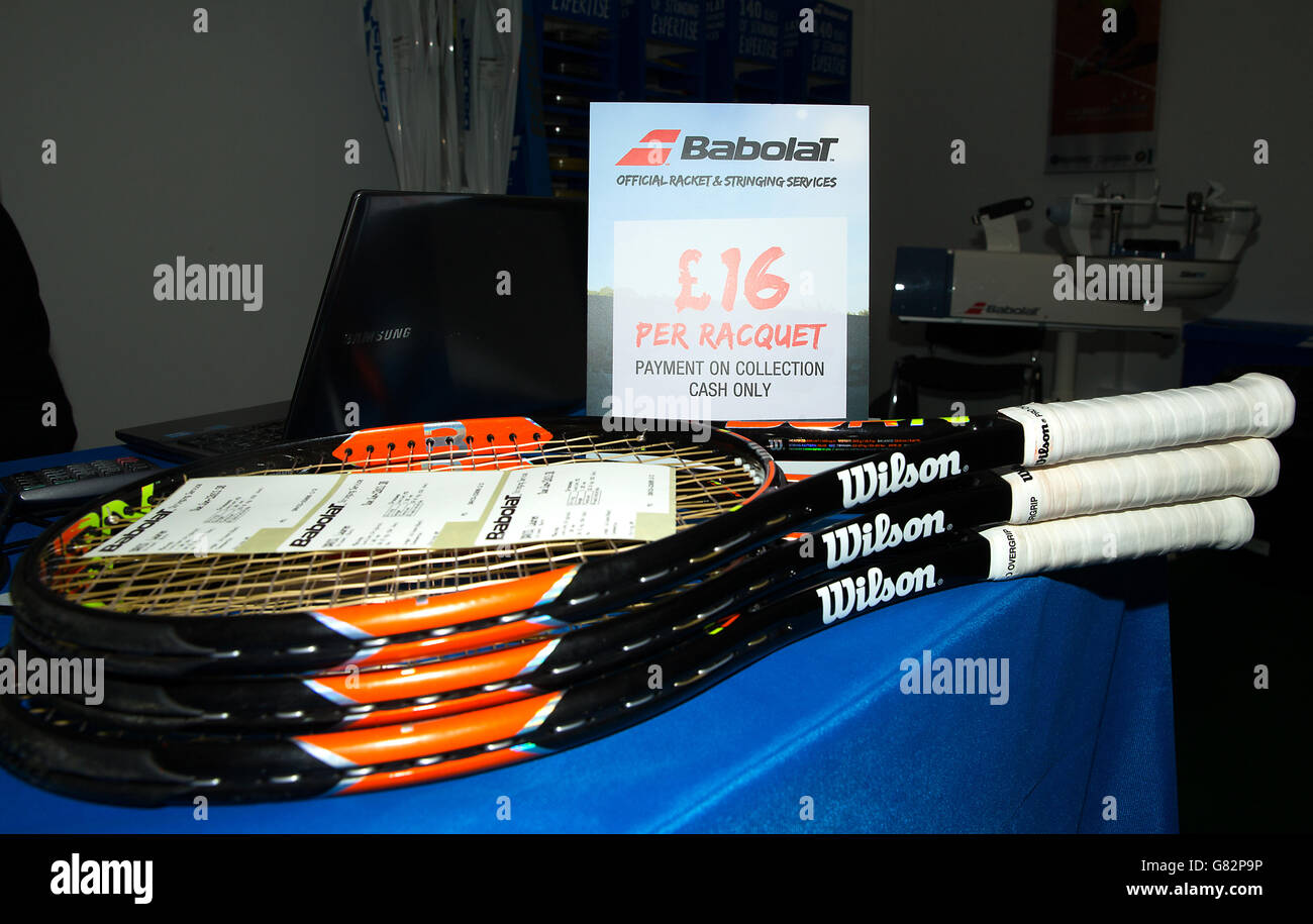 Tennis raquet hi-res stock photography and images - Alamy