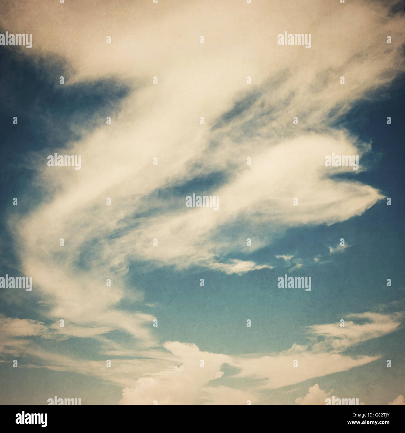 Vintage blue sky background hi-res stock photography and images - Alamy