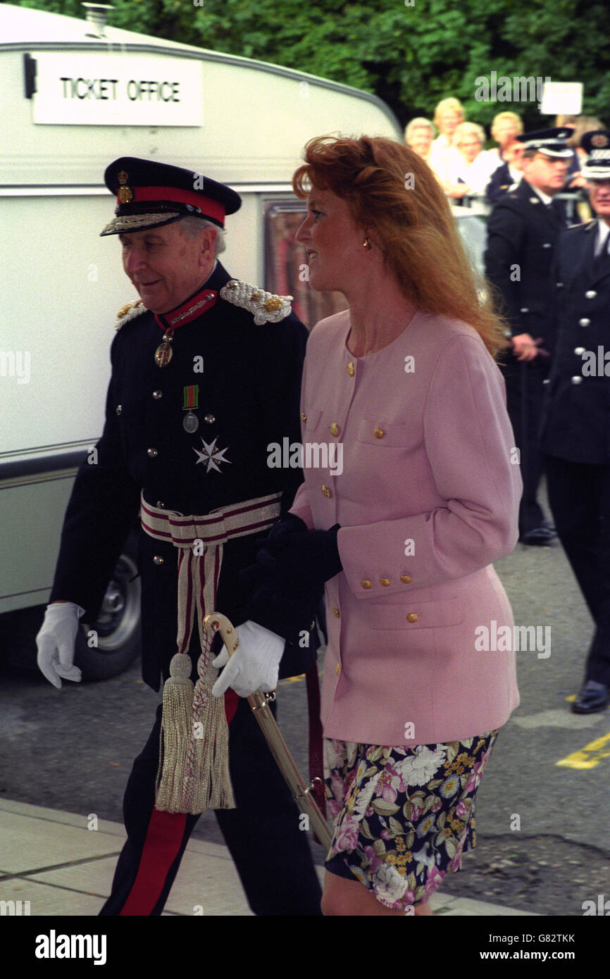 The Duchess of York with the Chancellor of Nottingham University (as ...