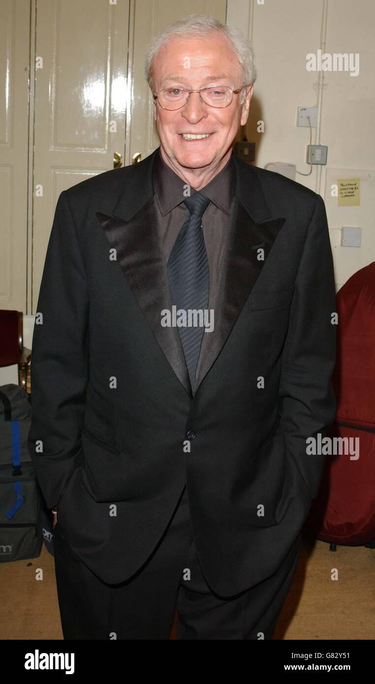 Actor sir michael caine hi-res stock photography and images - Alamy
