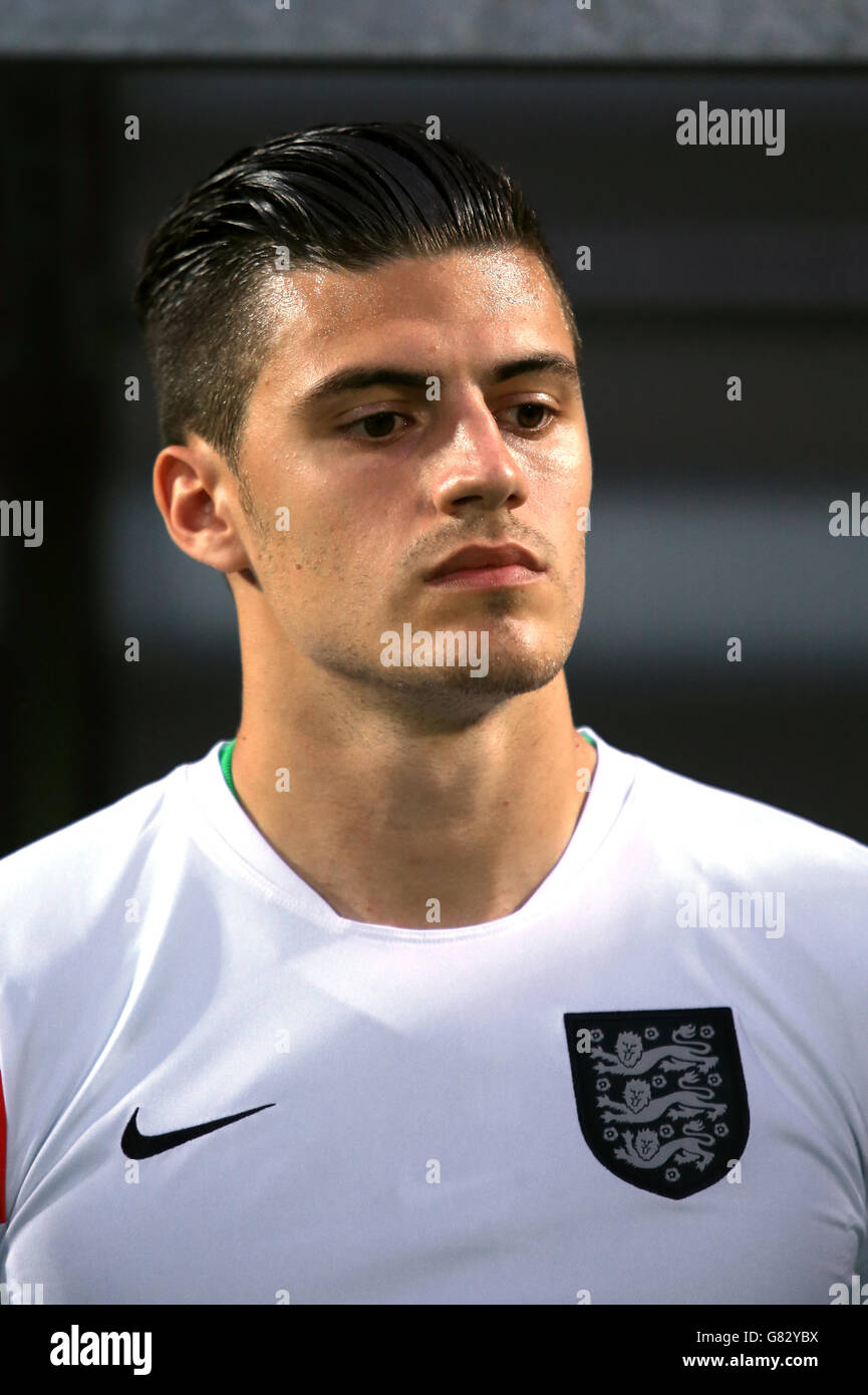 England goalkeeper jonathan bond hi-res stock photography and images ...