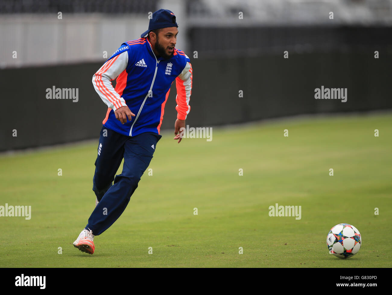 Adil rashid england cricket t20 hi-res stock photography and images - Alamy