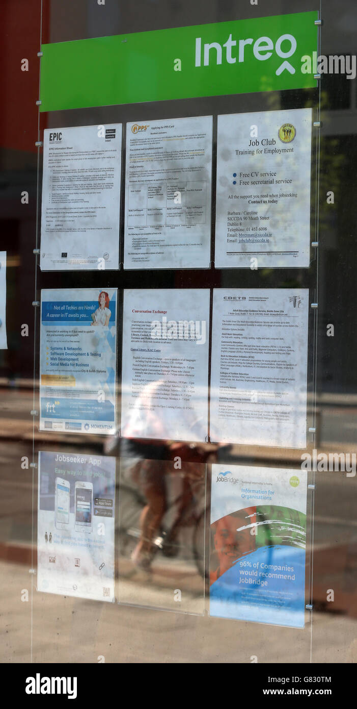 Intreo hi-res stock photography and images - Alamy