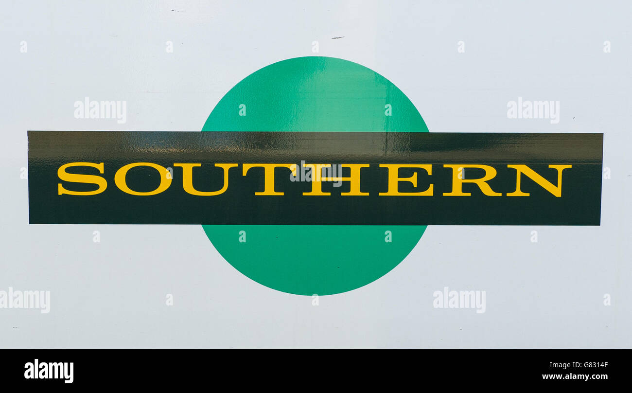 A southern rail logo honor oak park station hi-res stock photography ...