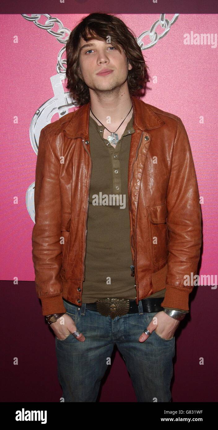 MTV TRL - Total Request Live Show - Leicester Square Studios Stock ...