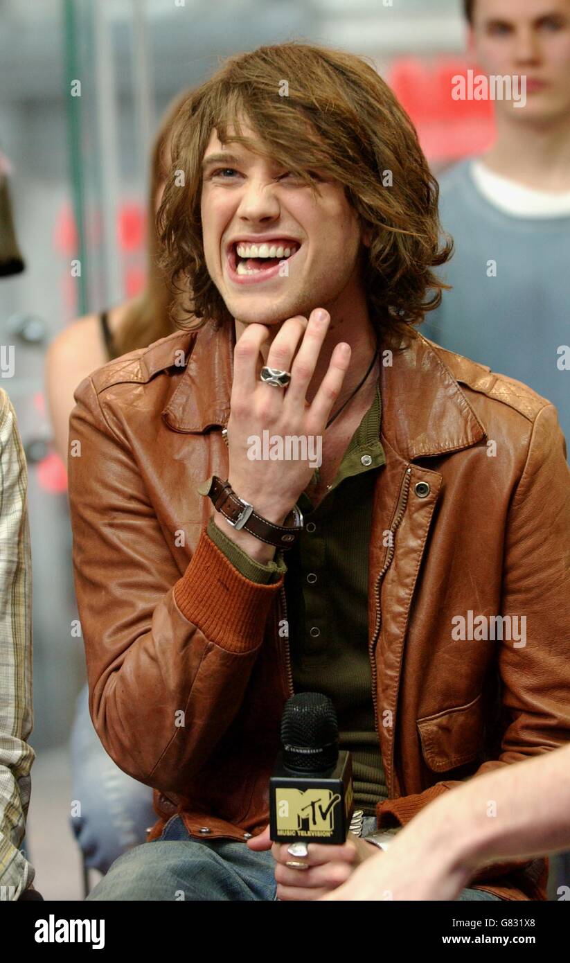 MTV TRL - Total Request Live Show - Leicester Square Studios Stock ...