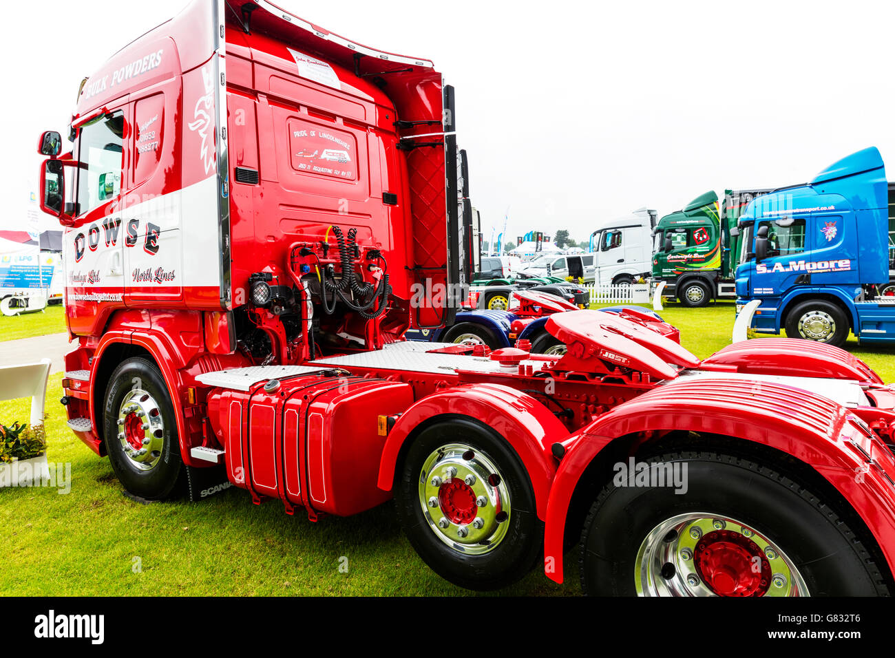 Back of truck cab showing hoses and brake lines lorry trucks ...
