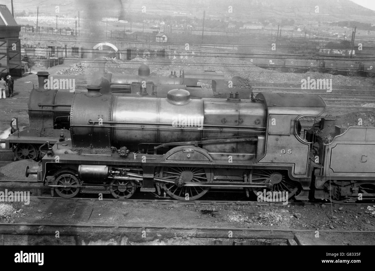 Merlin railroad bridge hi-res stock photography and images - Alamy