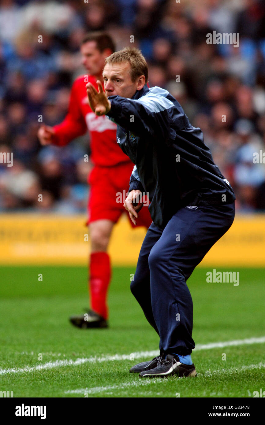 Stuart pearce manchester city manager hi-res stock photography and ...
