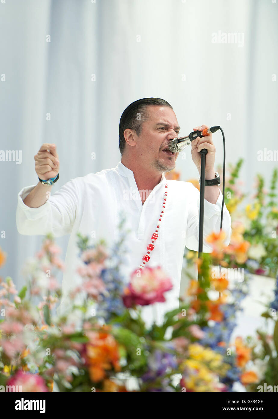 Mike patton hi-res stock photography and images - Alamy