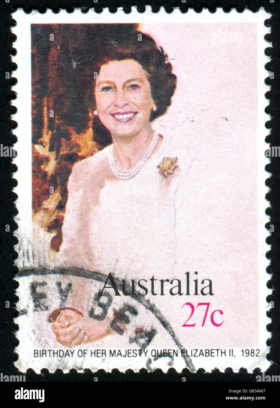 AUSTRALIA - CIRCA 1982: stamp printed by Australia, shows Queen ...