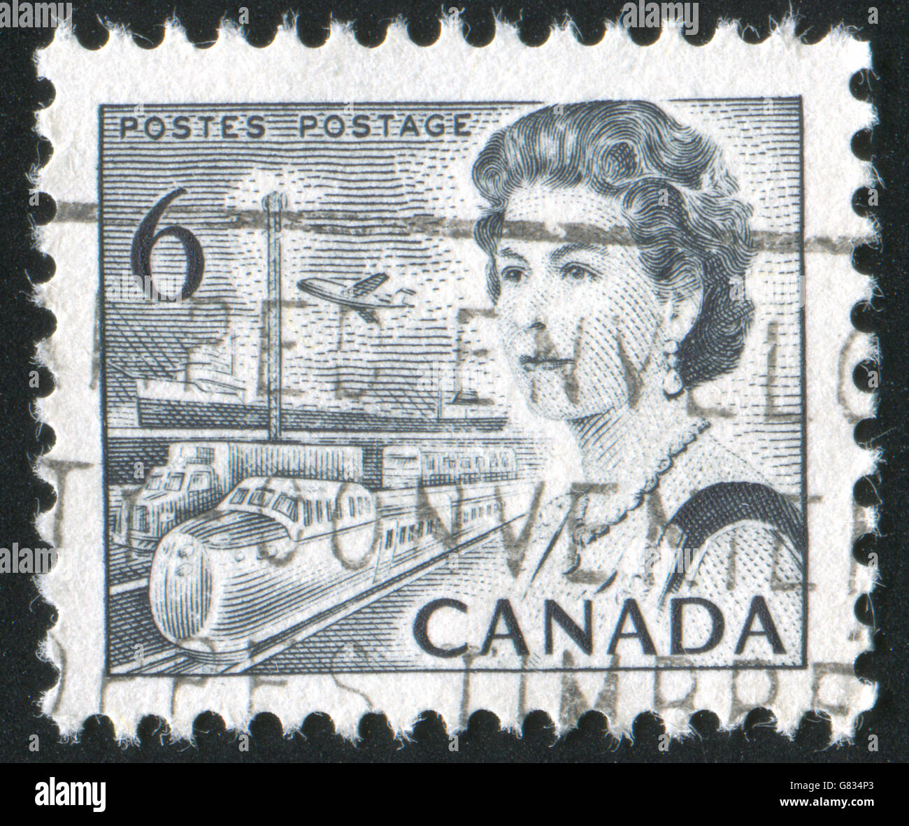 CANADA - CIRCA 1972: stamp printed by Canada, shows Queen Elizabeth II ...