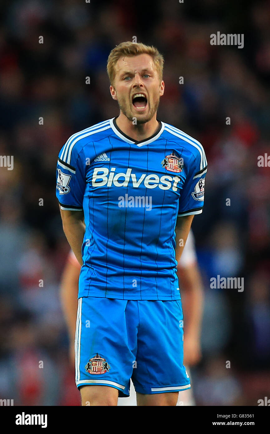 Sebastian larsson arsenal hi-res stock photography and images - Alamy