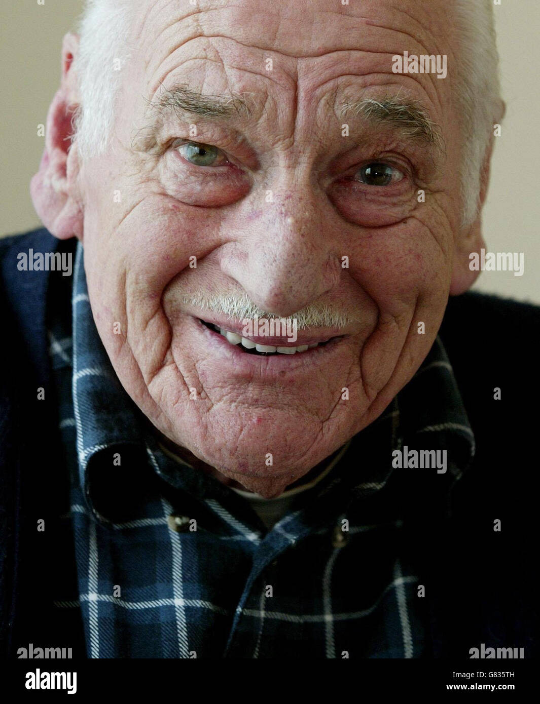 Walter pearce from eastbourne sussex hi-res stock photography and ...