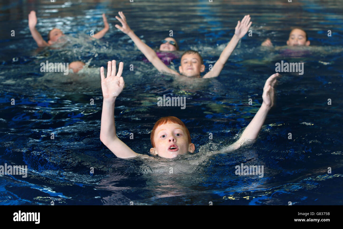 Ponds forge swimming pool hi-res stock photography and images - Alamy