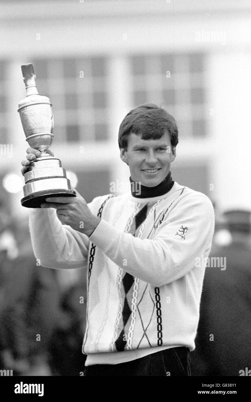 British open championship golf trophy hi-res stock photography and ...