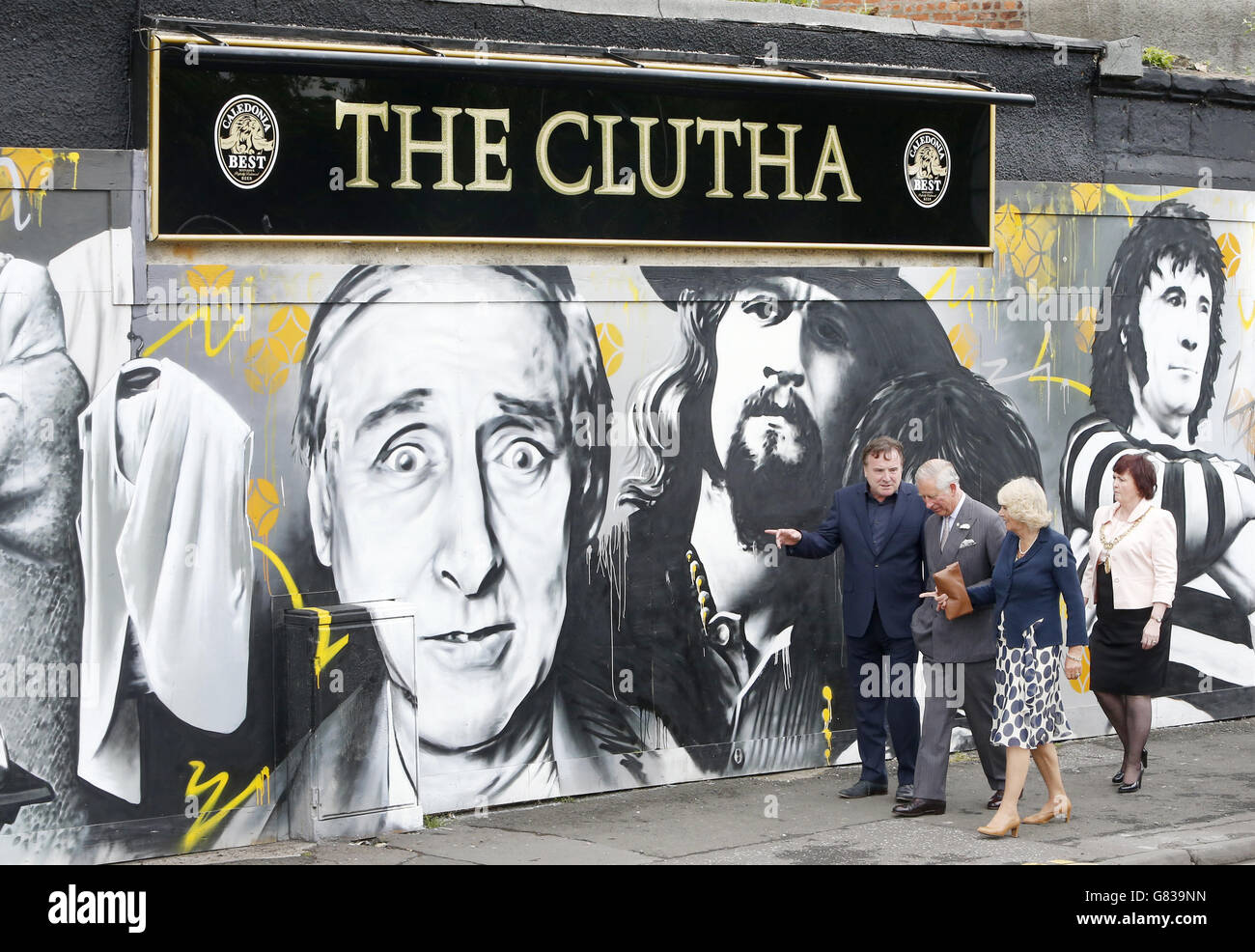 The Duke and Duchess of Rothesay with the Clutha Bar's owner Alan ...