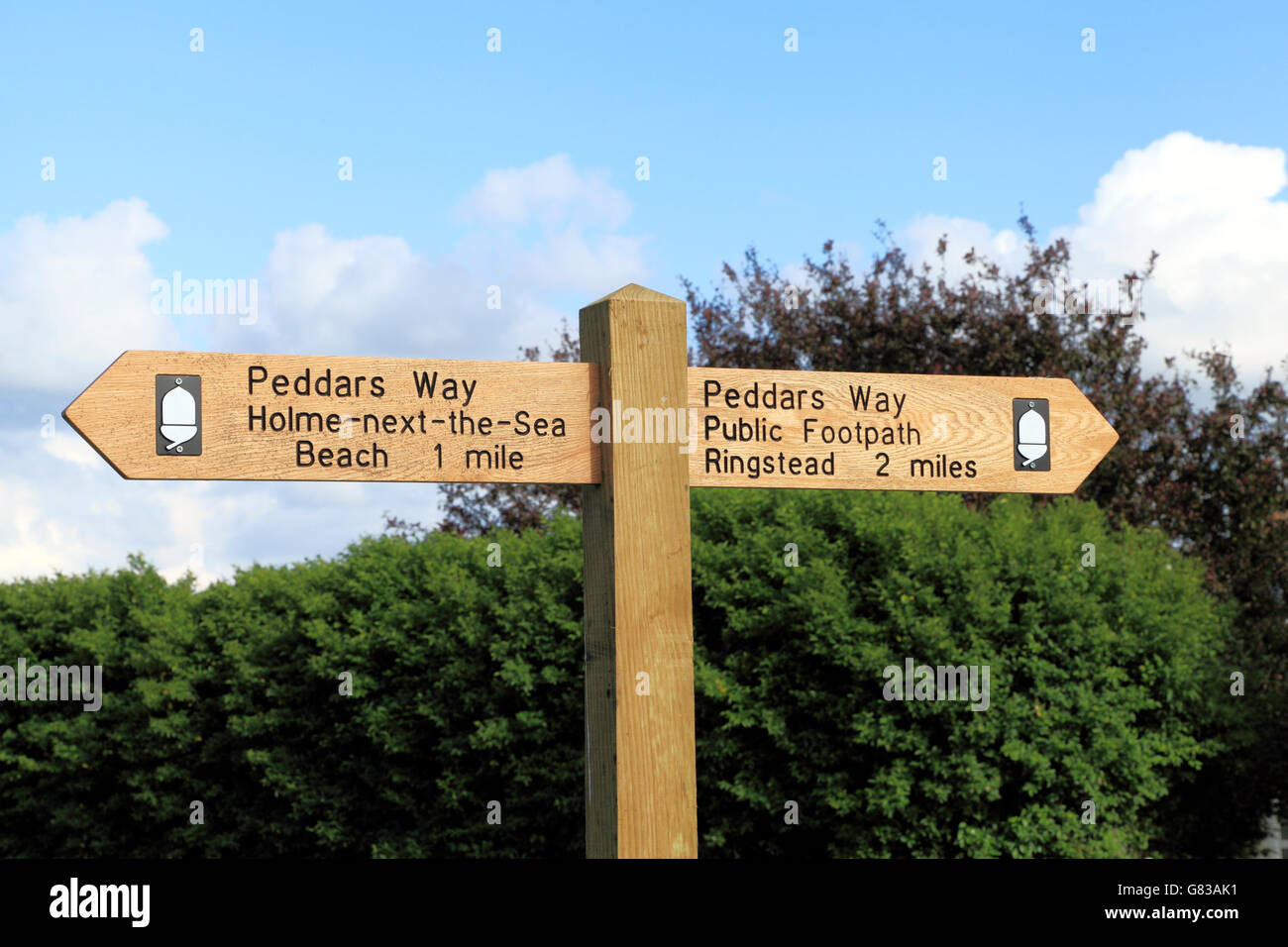 Peddars Way sign post, Holme next the Sea, Acorn National Trail, trails ...