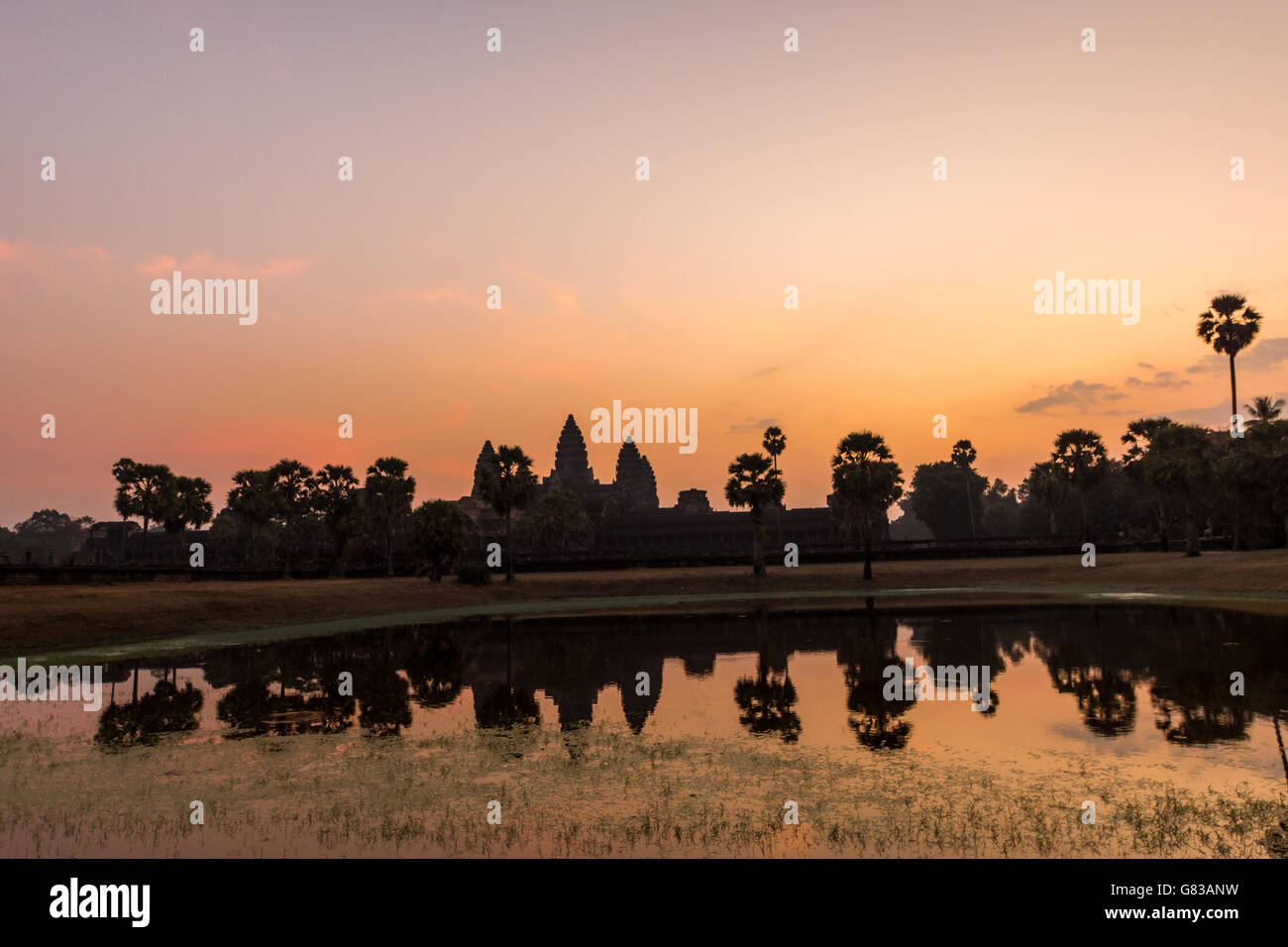 Angkor sunrise wat seen hi-res stock photography and images - Alamy