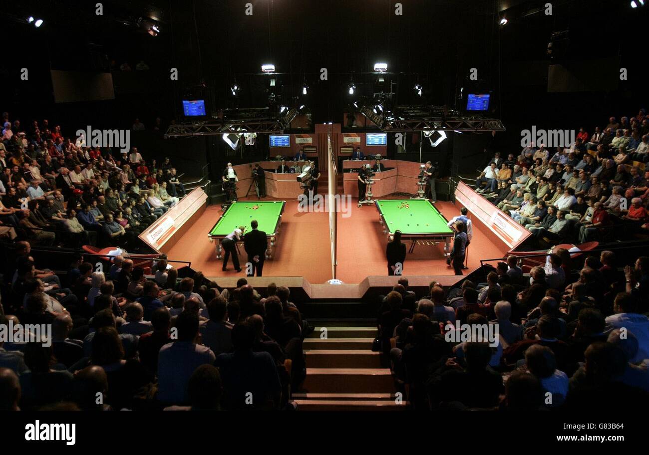 Snooker - Embassy World Championship 2005 - The Crucible Stock Photo ...