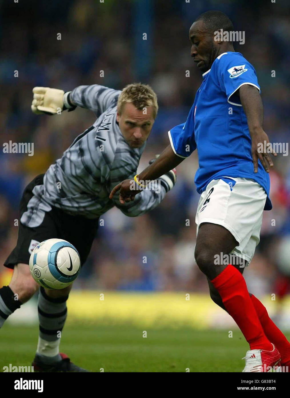 Lua lua scoring action football hi-res stock photography and images - Alamy