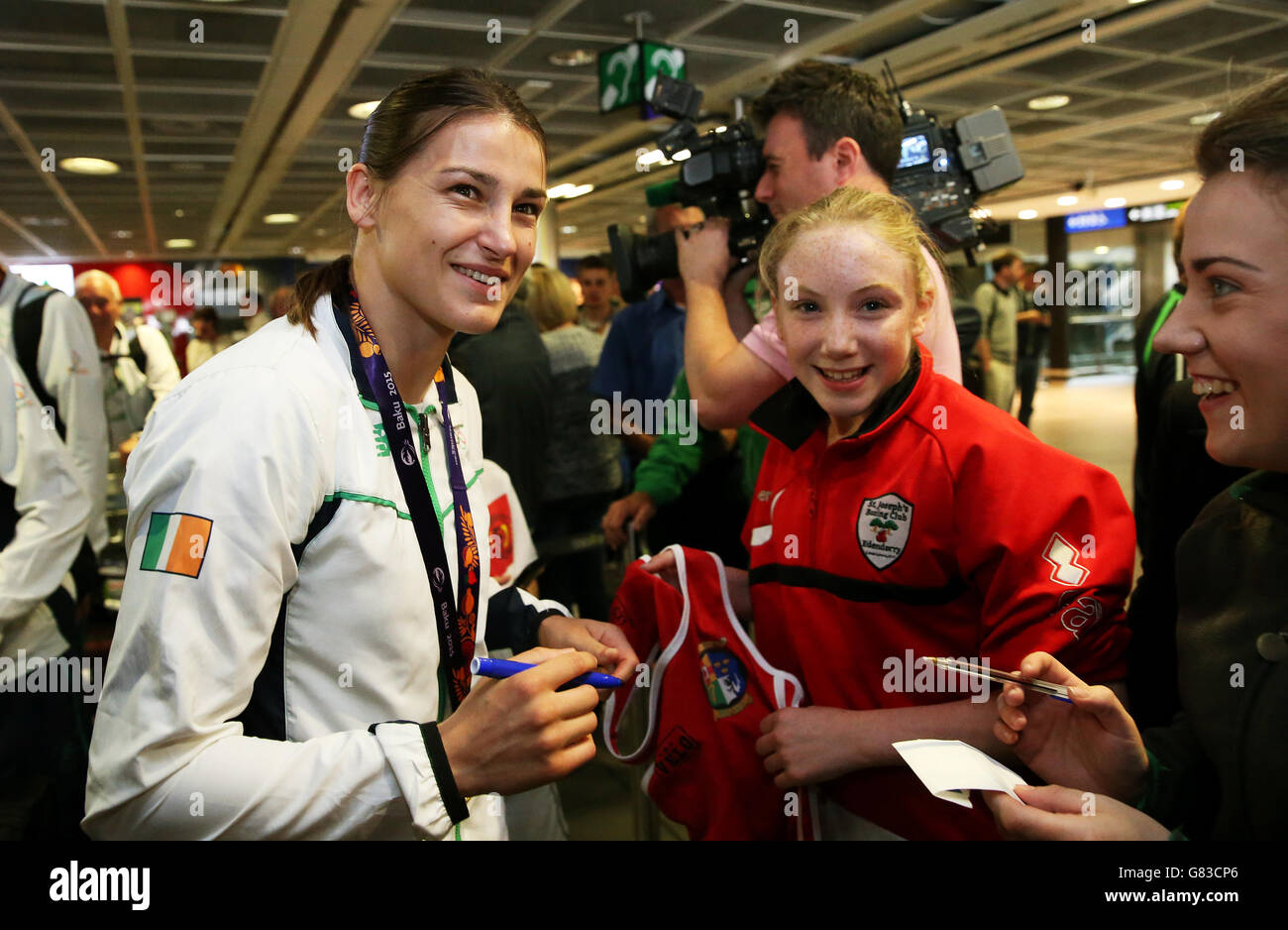 St josephs boxing club hi-res stock photography and images - Alamy