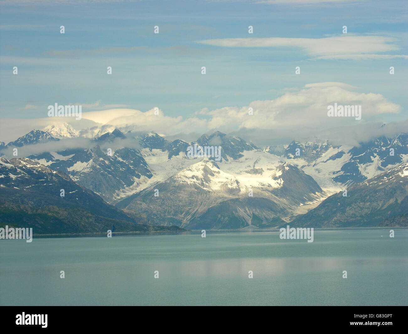 Alaskan mountain ranges hi-res stock photography and images - Alamy