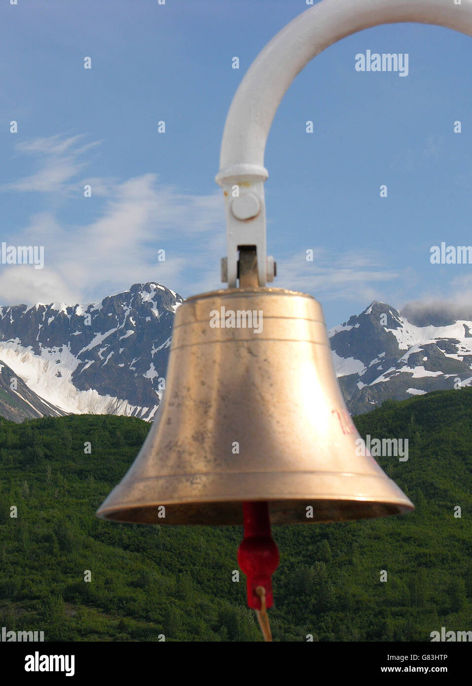 Skyline ships bell hi-res stock photography and images - Alamy
