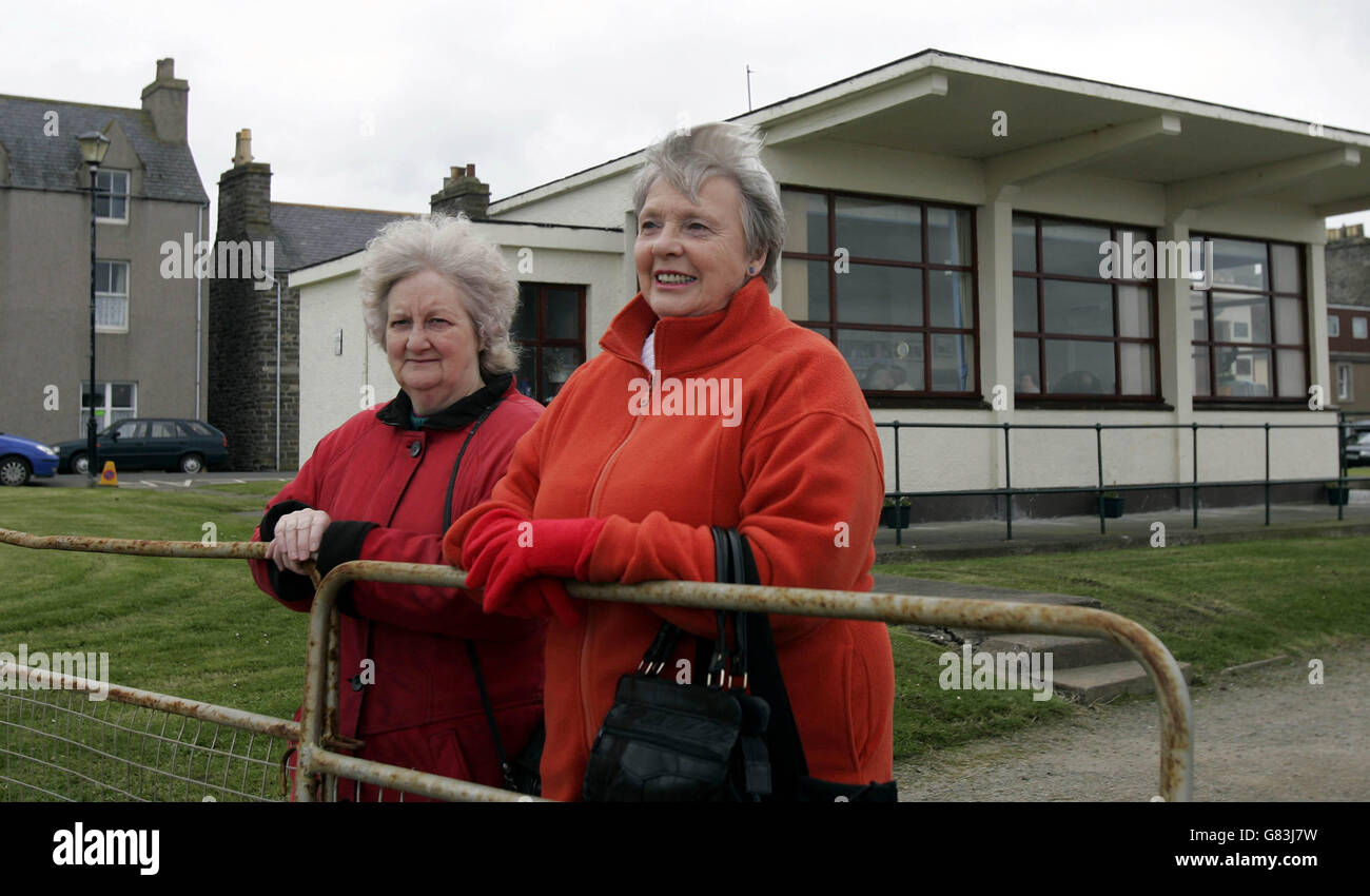 Charles sinclair hi-res stock photography and images - Alamy