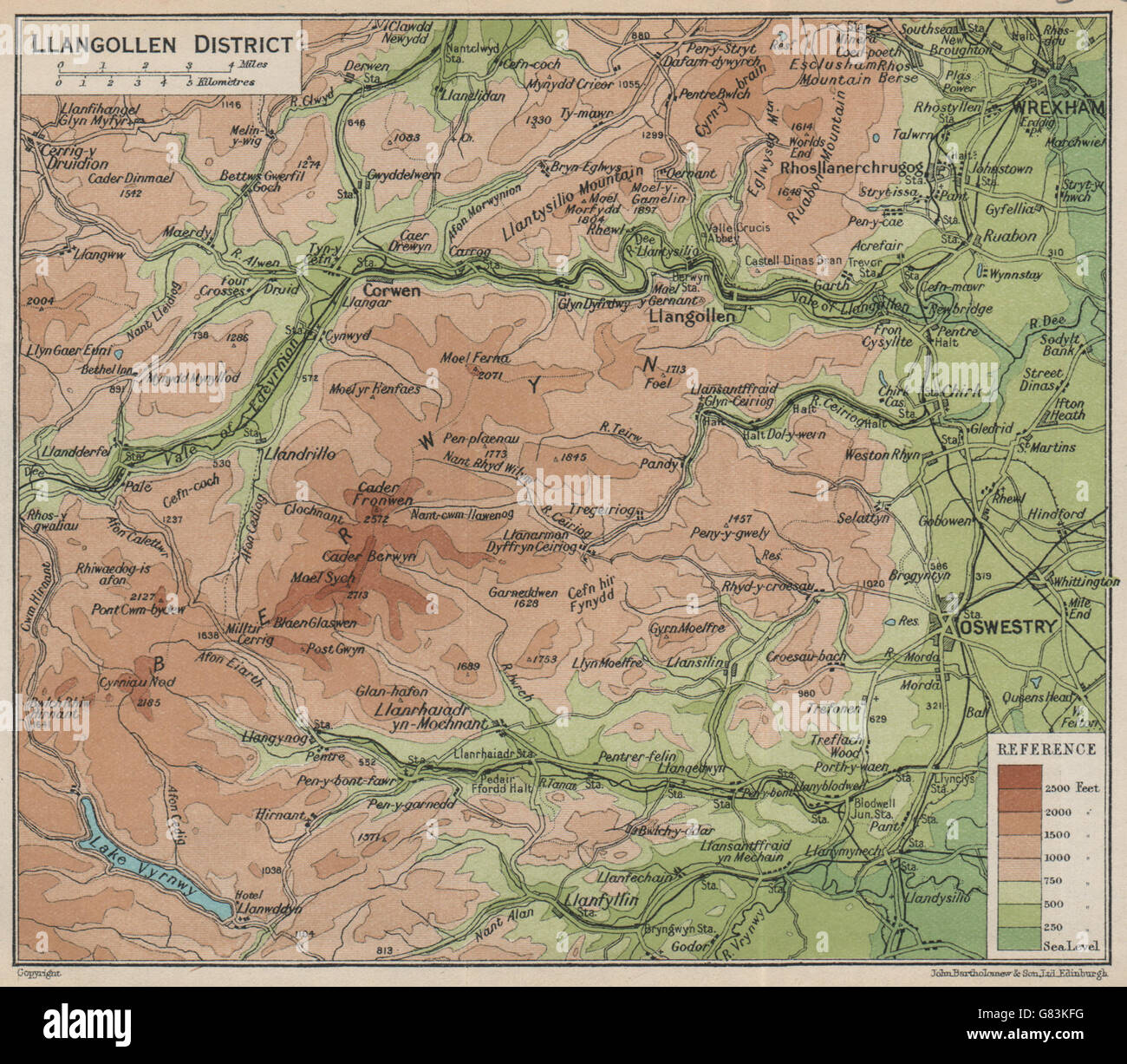 LLANGOLLEN DISTRICT. Berwyn range. Oswestry Wrexham Corwen Bala. Wales ...
