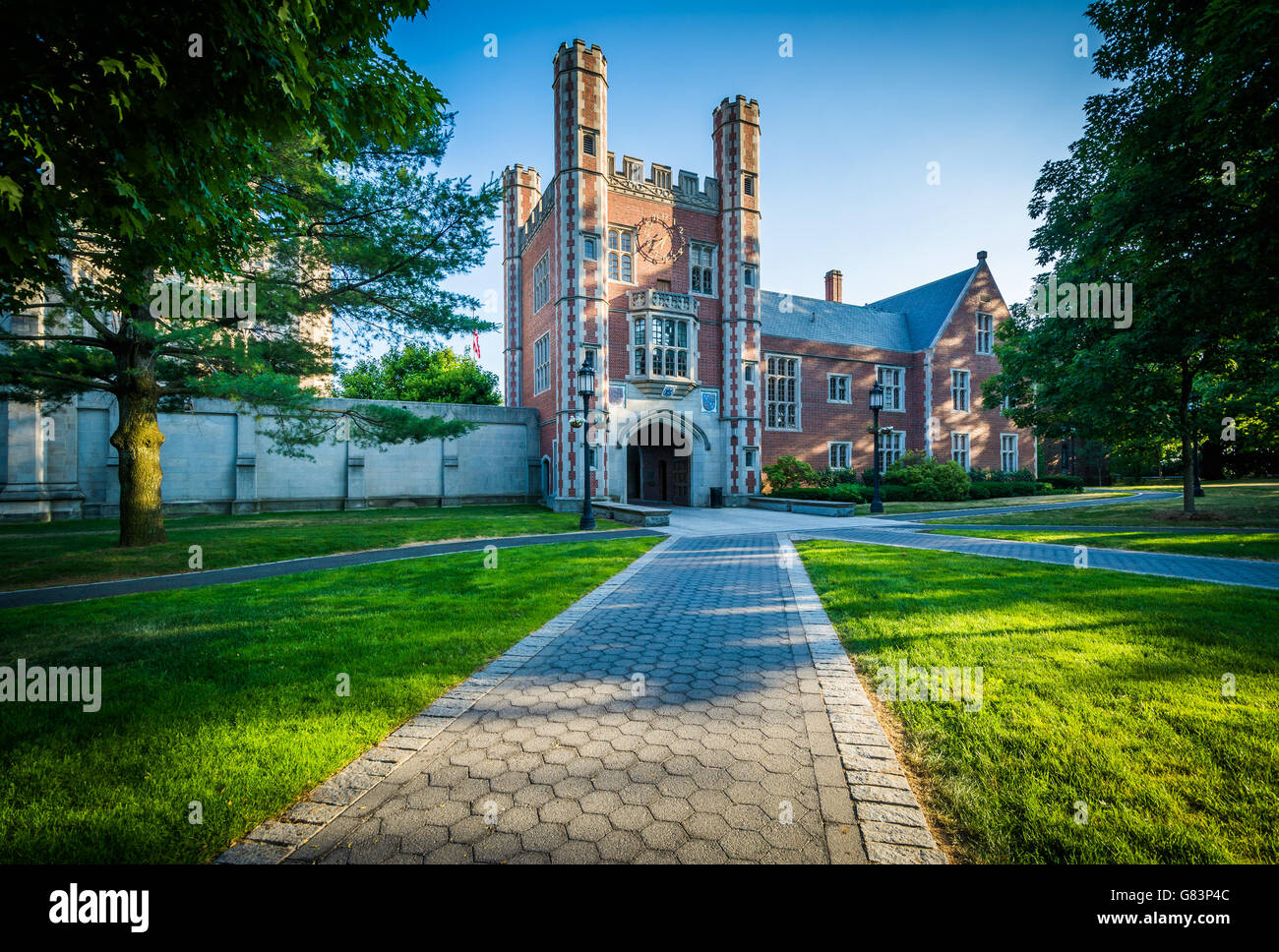 Hartford tower hi-res stock photography and images - Alamy