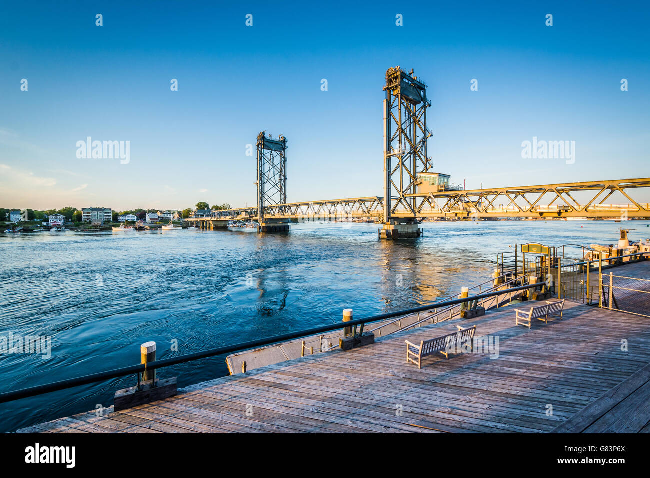 Piscataqua river bridge hi-res stock photography and images - Alamy