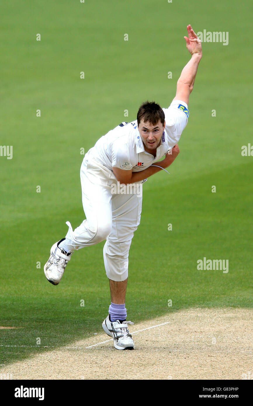 James fuller cricket hi-res stock photography and images - Alamy
