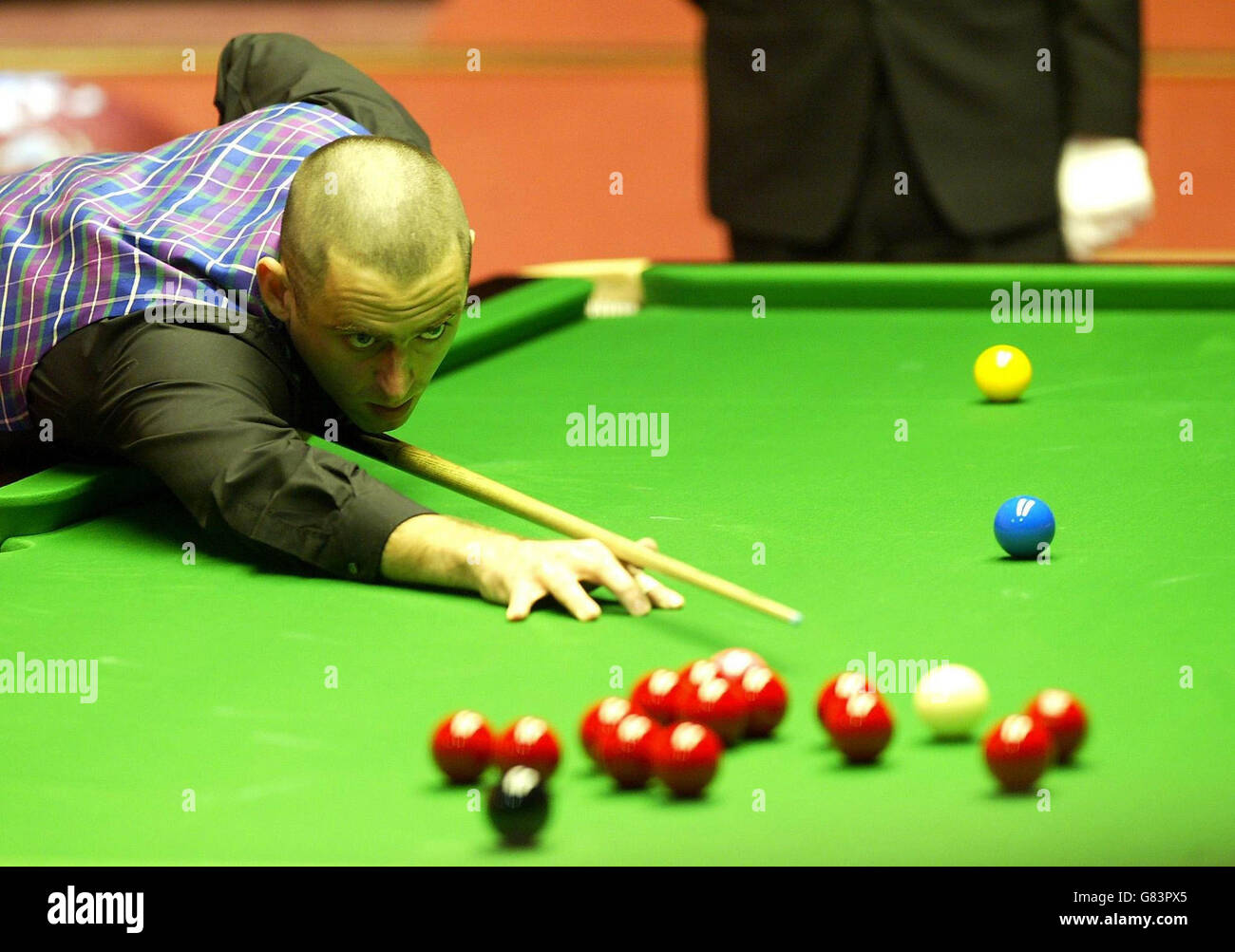 Snooker - Embassy World Championship 2005 - Quarter Final - Ronnie O ...