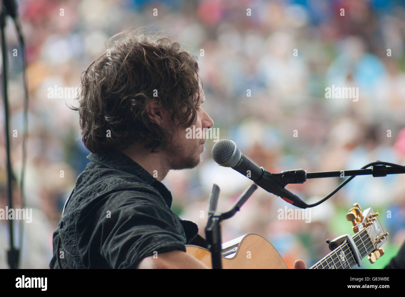 Quebecois Musician Guitars High Resolution Stock Photography and Images ...