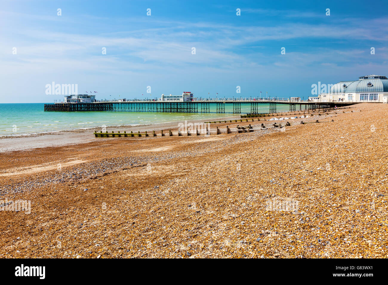 Worthing seafront hi-res stock photography and images - Alamy