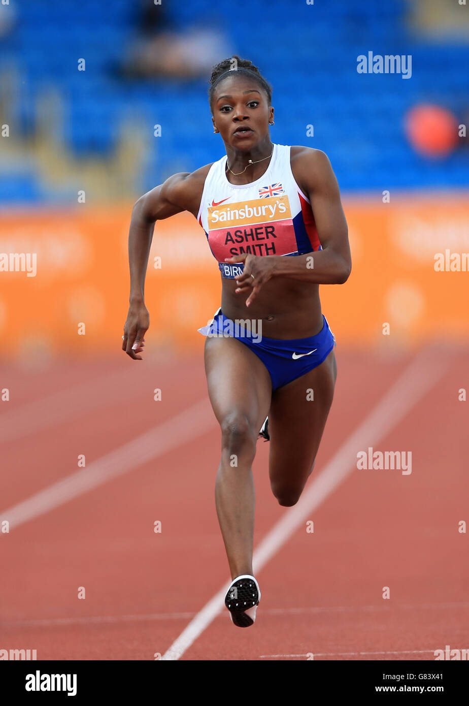 Dina asher smith blackheath during the 100 semi final heat one hi-res ...