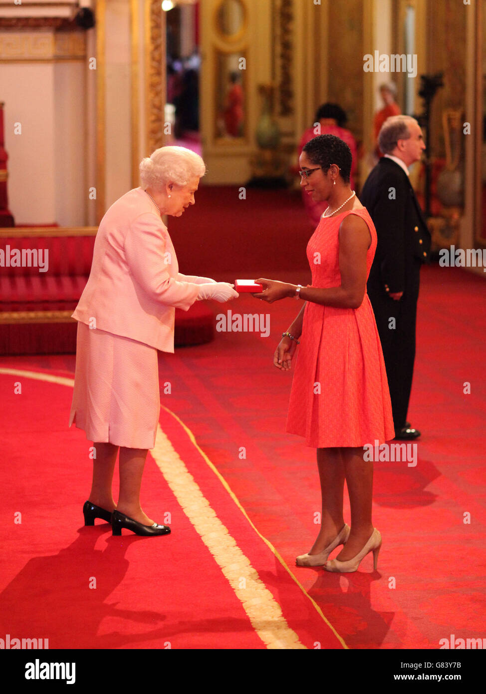 Queens young leaders awards ceremony buckingham palace hi-res stock ...