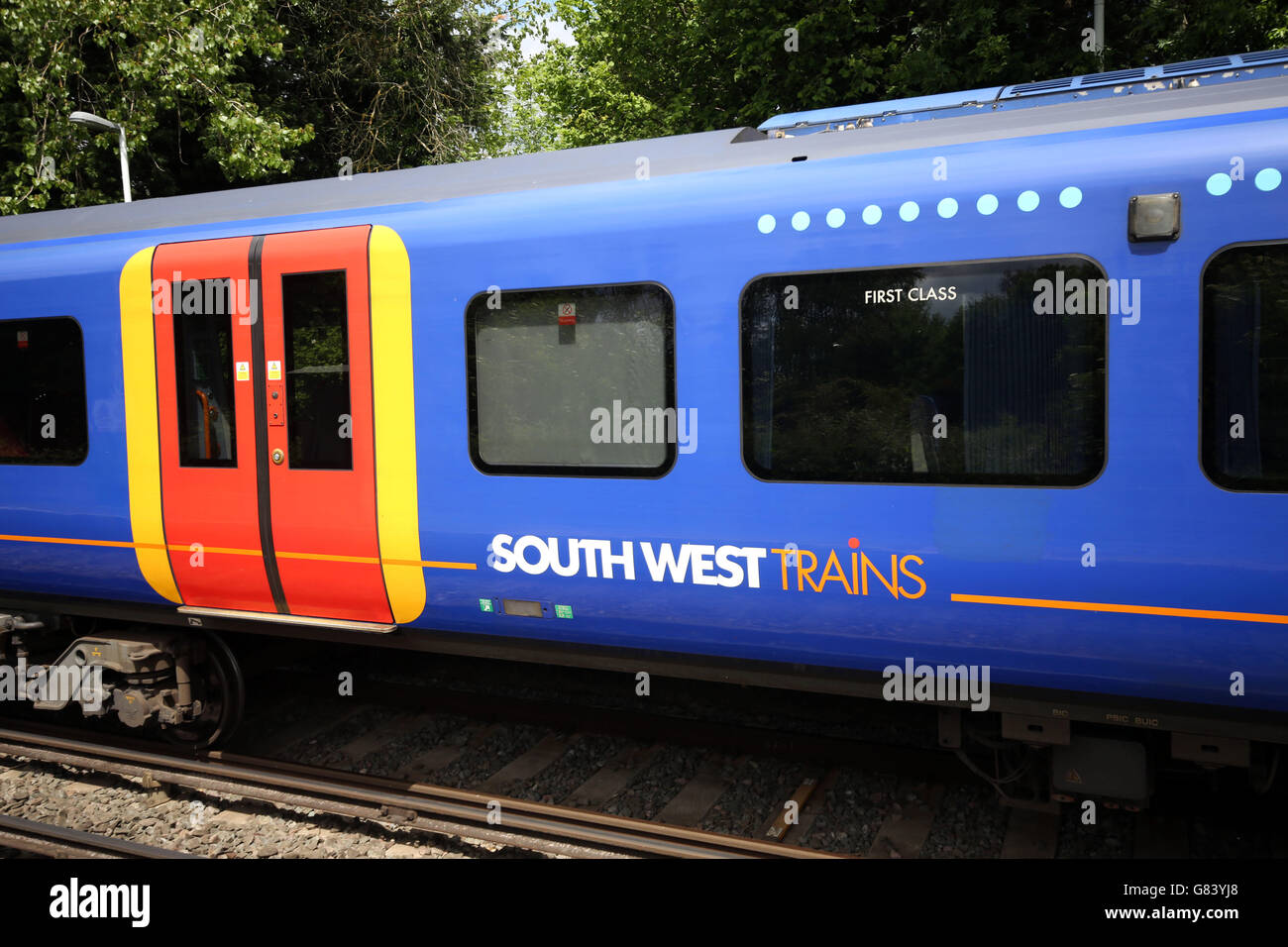 Railwaystock trainstock southwest hi-res stock photography and images ...
